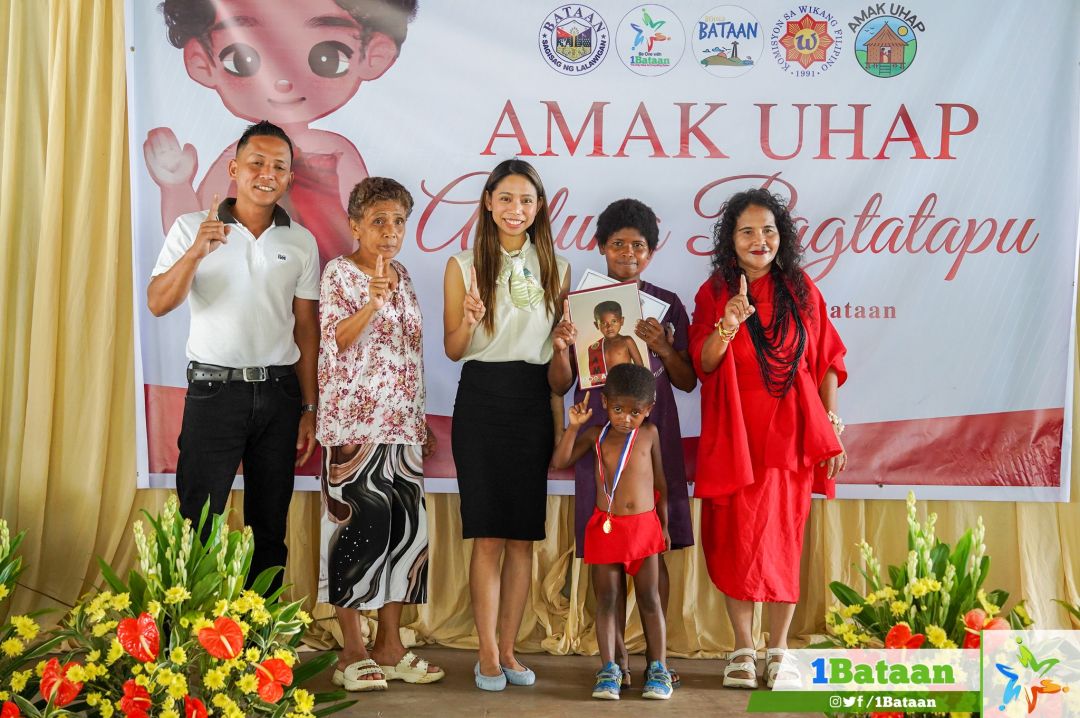 Ayta Magbukun children graduate from Bahay Wika – Behold Bataan