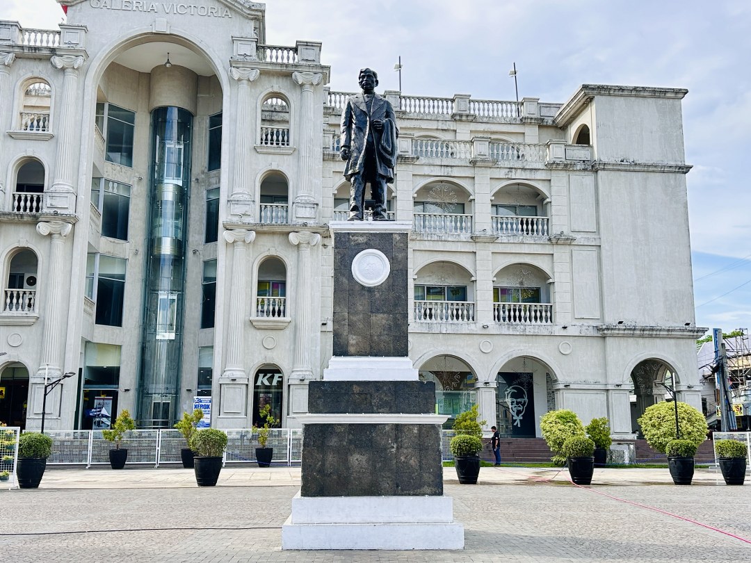 Jose Rizal Monument – Behold Bataan
